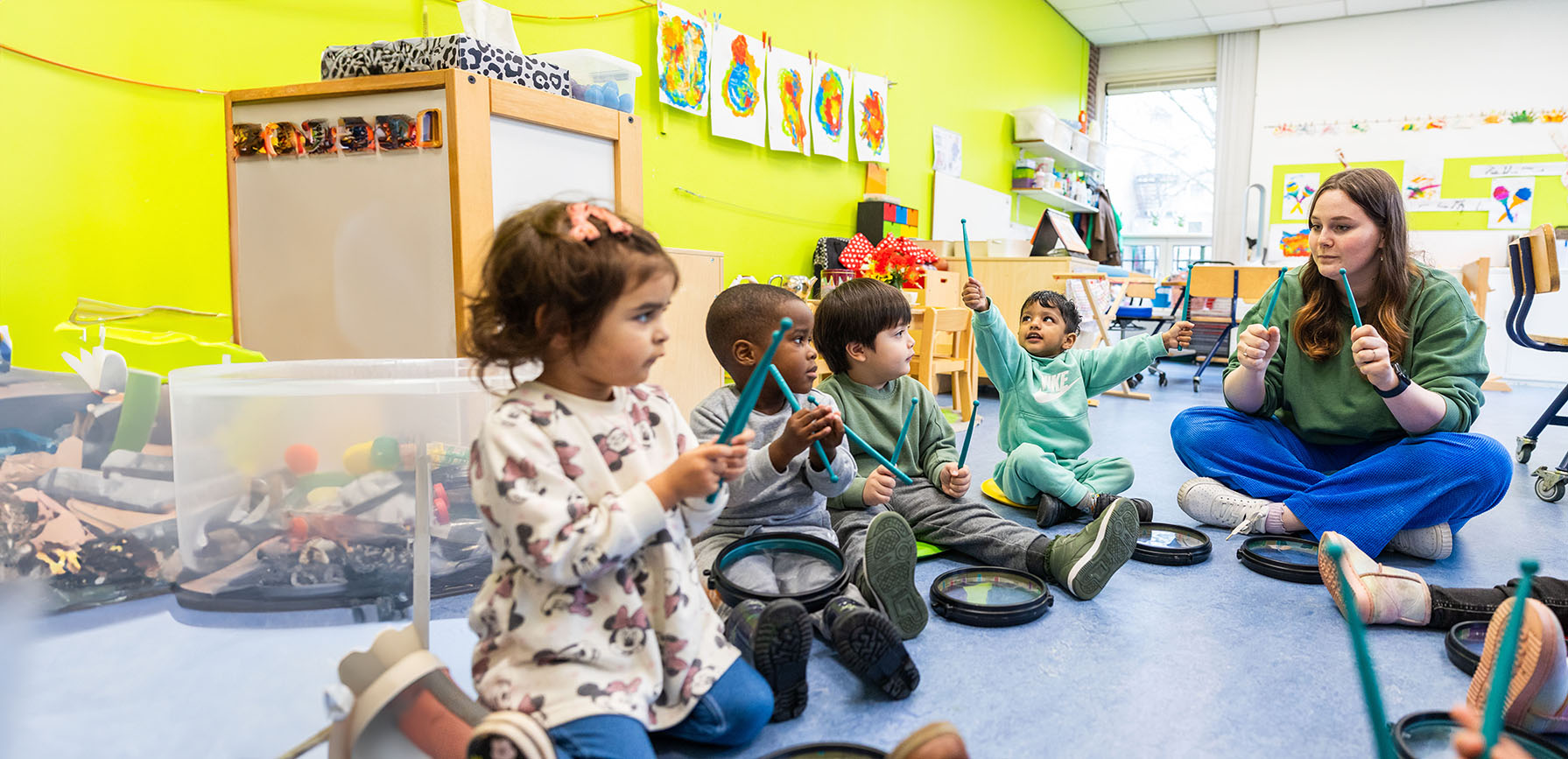 Werken met thema's voor kinderopvang en voorschoolse voorzieningen | SKVR, The Creative Network